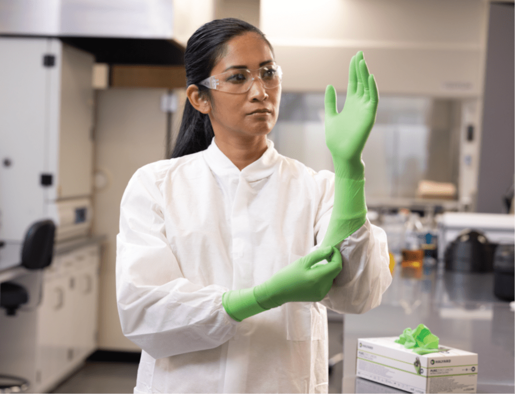 Life Sciences Nitrile Gloves | HALYARD